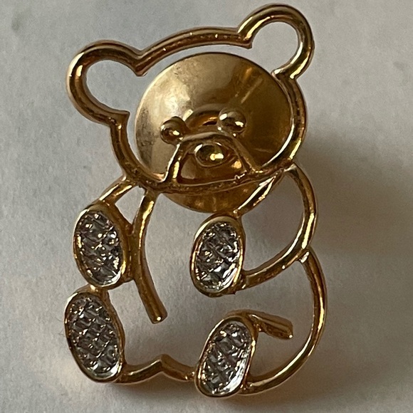 Avon | Jewelry | Vintage Avon Bear Brooch | Poshmark